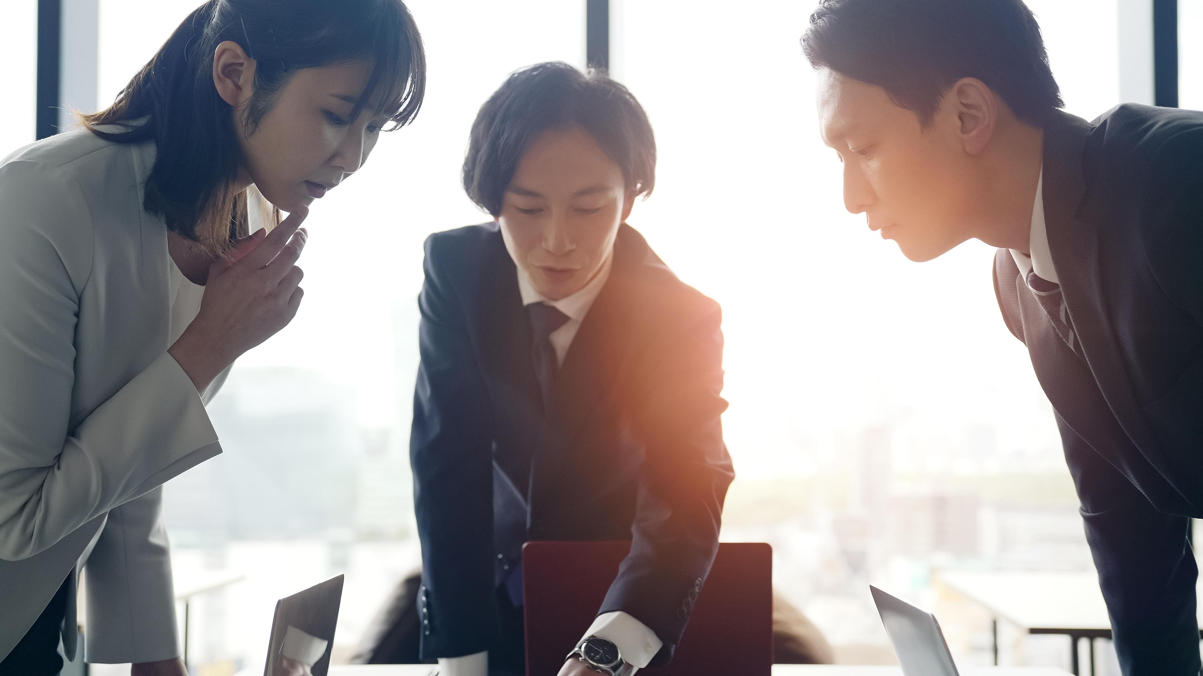 MSLとMRの違いって？仕事内容や必要なスキルなど徹底解説します｜医療機器、製薬業界の国内No.1サイト | 医療転職.com